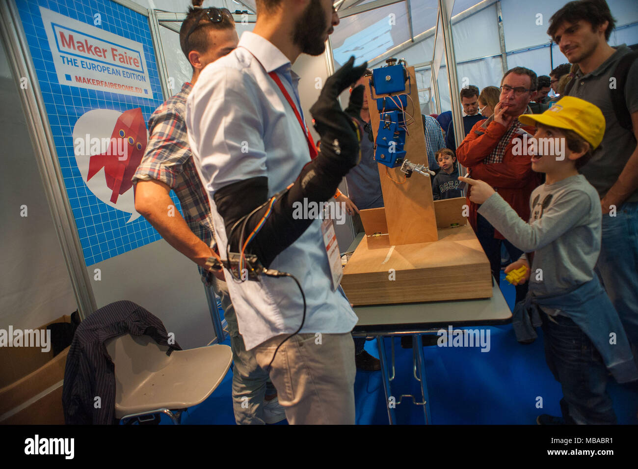 Bionic arm child hi-res stock photography and images - Alamy