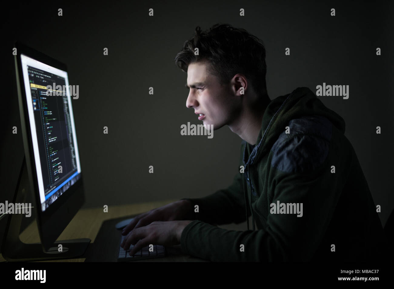 Hacker laptop in server room hi-res stock photography and images - Alamy