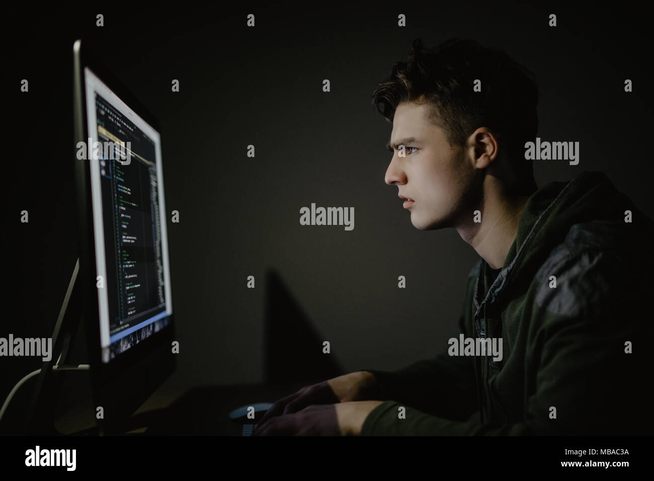 Computer pc computering monitor hi-res stock photography and images - Alamy