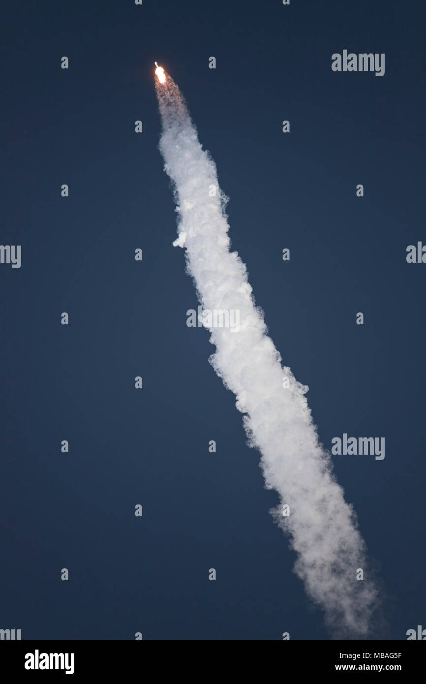 Spacex Iridium-5 mission from Space Launch Complex 4E (SLC-4E Stock ...