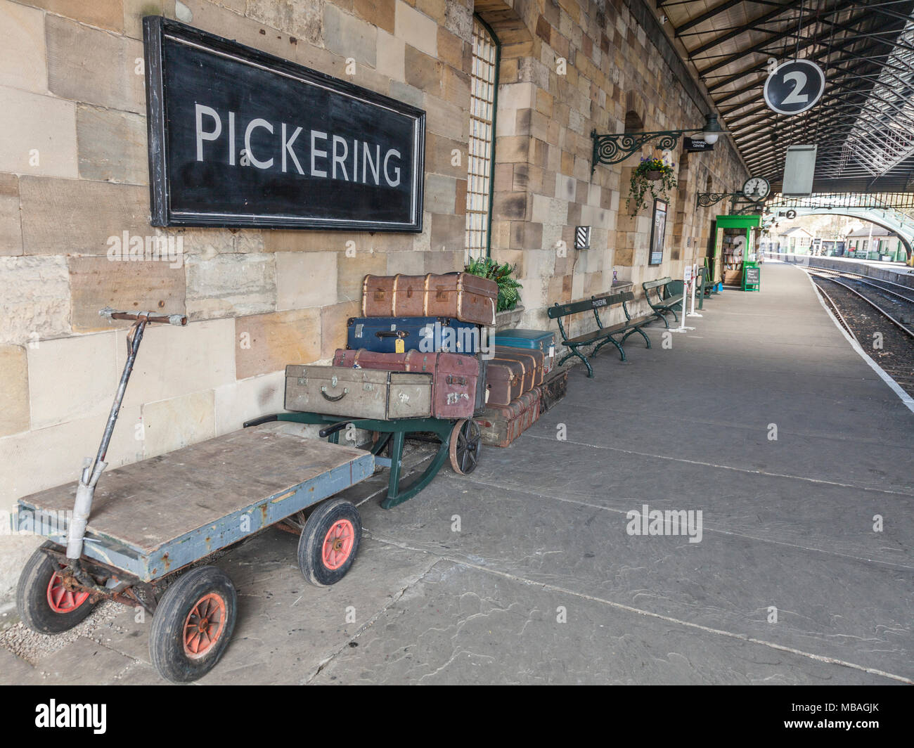 Wh smith station hi-res stock photography and images - Alamy