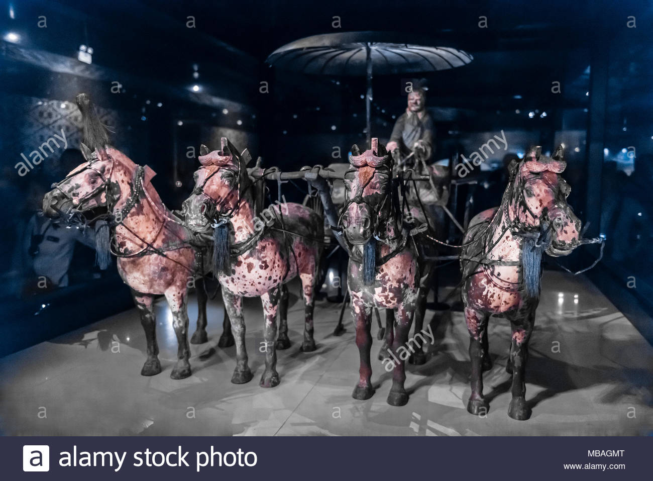 Ancient China Chariot Stock Photos & Ancient China Chariot Stock Images ...