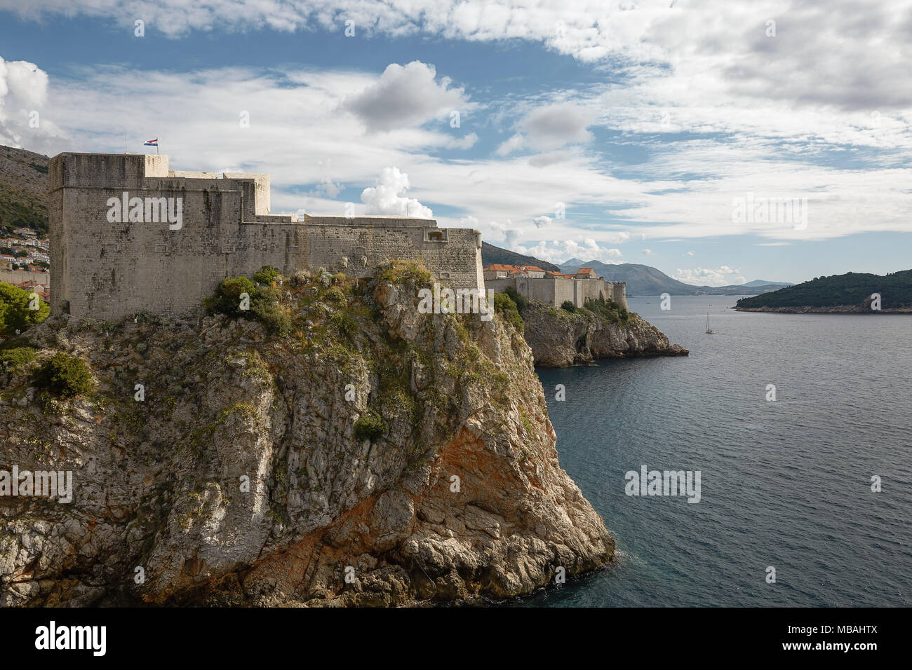 Ancient fortress on cliff edge hi-res stock photography and images - Alamy