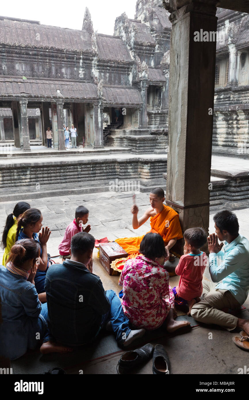 Blessing Monk High Resolution Stock Photography and Images - Alamy