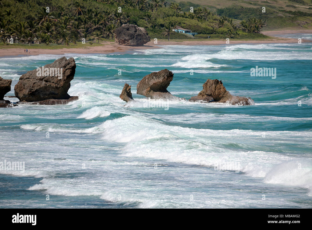waves breaking among the rocks on the shore of the Caribbean Sea Stock ...