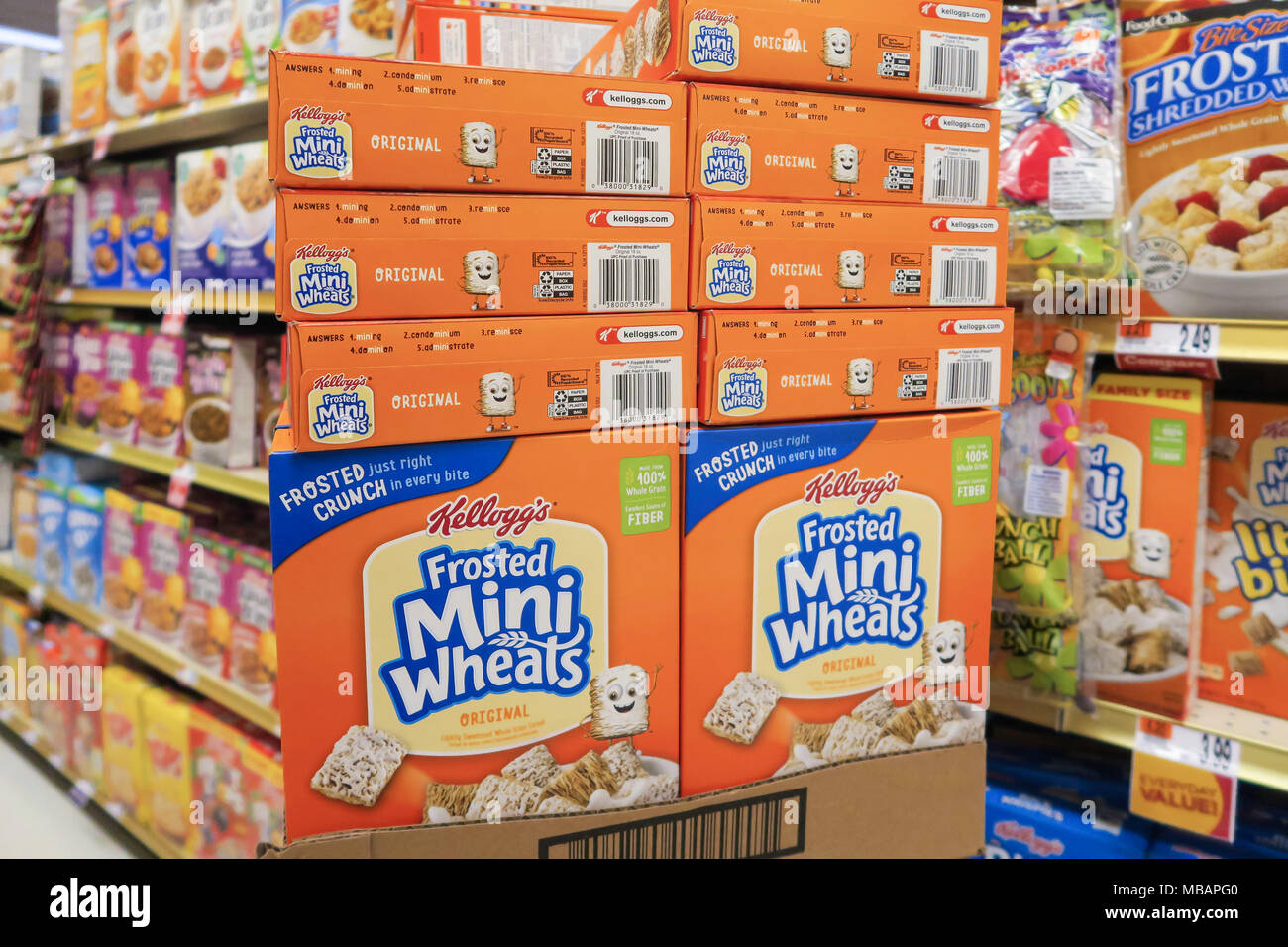 Roche Bros. Supermarkets in Massachusetts, USA Stock Photo - Alamy