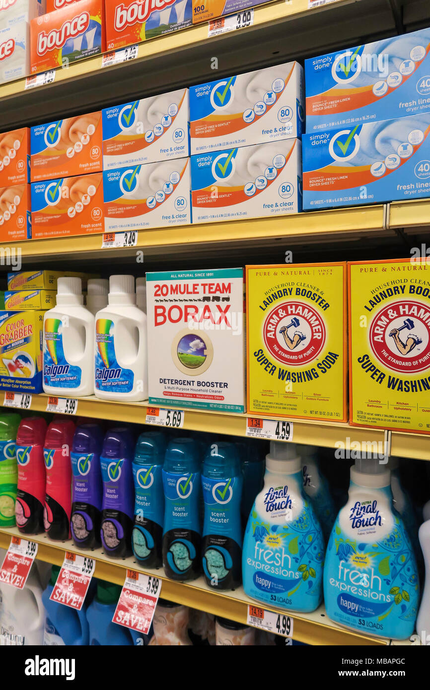 Roche Bros. Supermarkets in Massachusetts, USA Stock Photo - Alamy