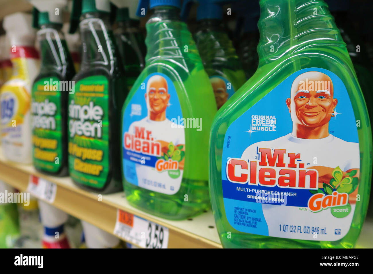 Roche Bros. Supermarkets in Massachusetts, USA Stock Photo - Alamy