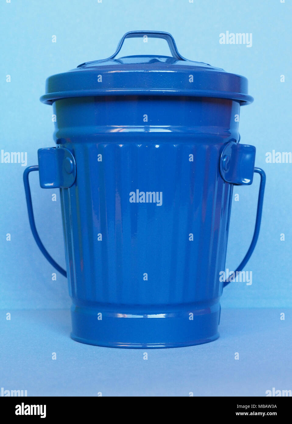 blue litter bin aka garbage or trash bin or waste bin Stock Photo - Alamy