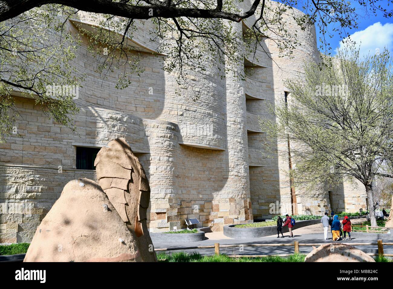 American indian architecture hi-res stock photography and images - Alamy