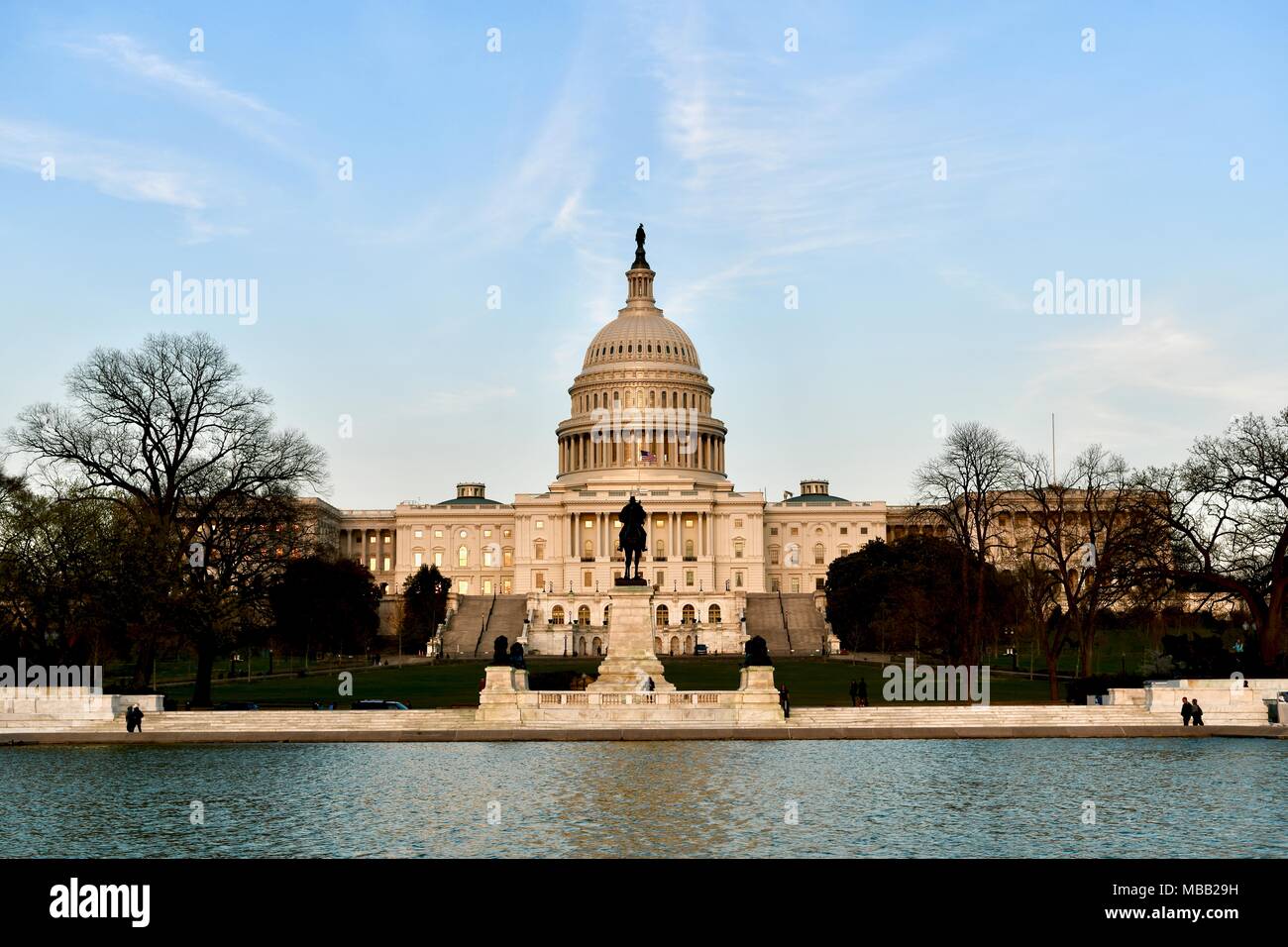 United states capitol building hi-res stock photography and images - Alamy
