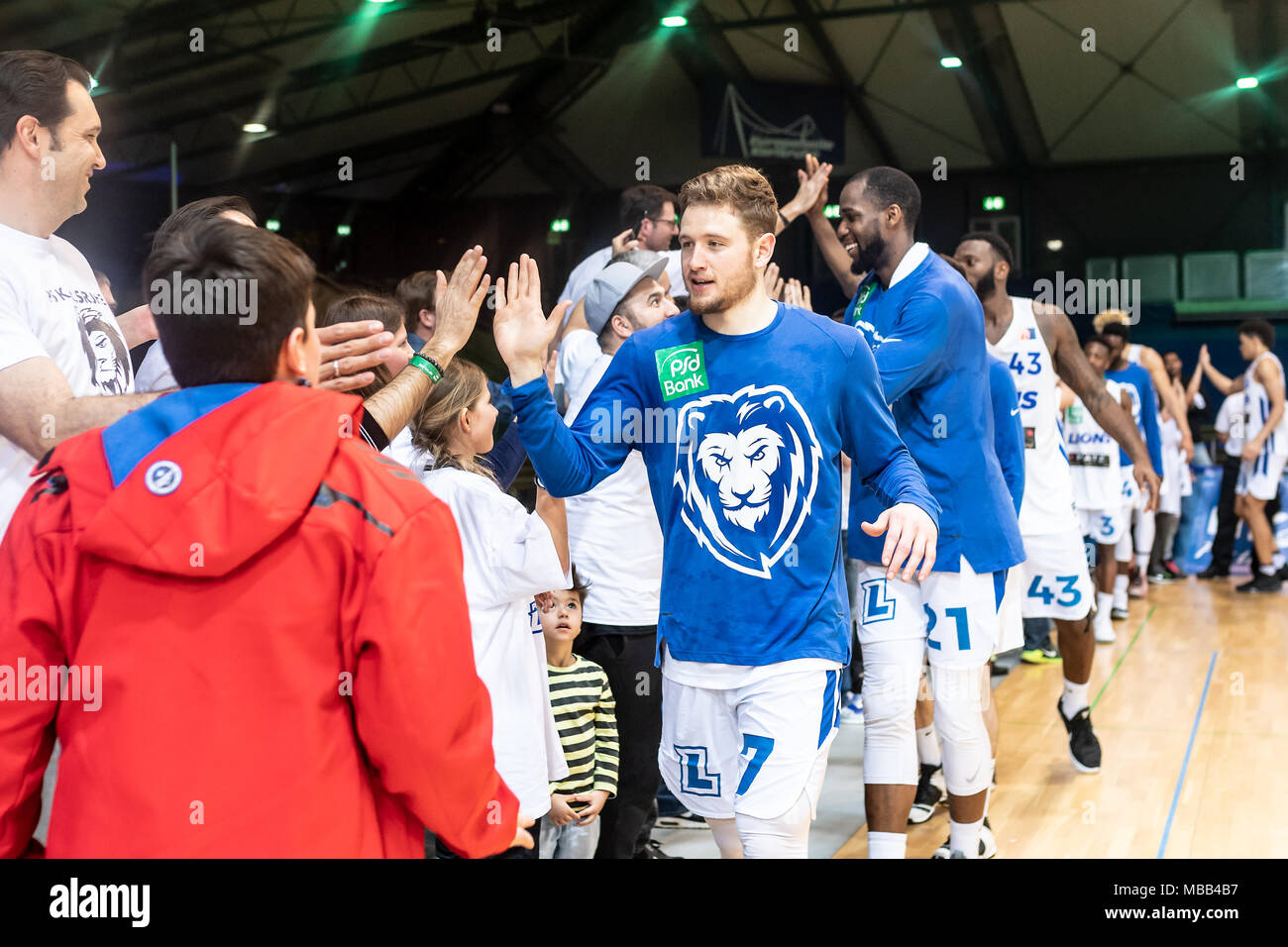 Karlsruhe, Deutschland. 09th Apr, 2018. final jubilation, die Lions ...