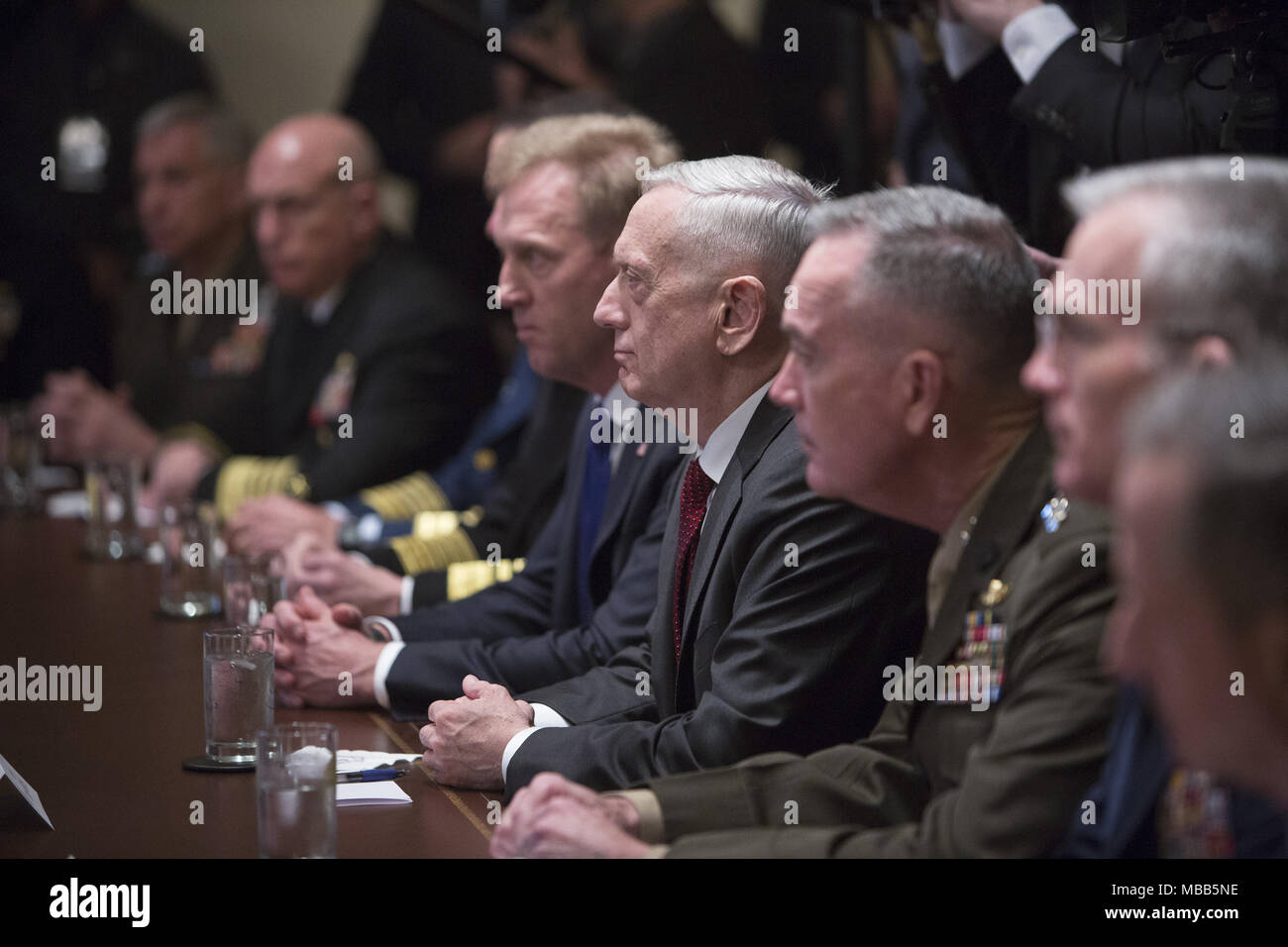 James Mattis Donald Trump High Resolution Stock Photography and Images ...