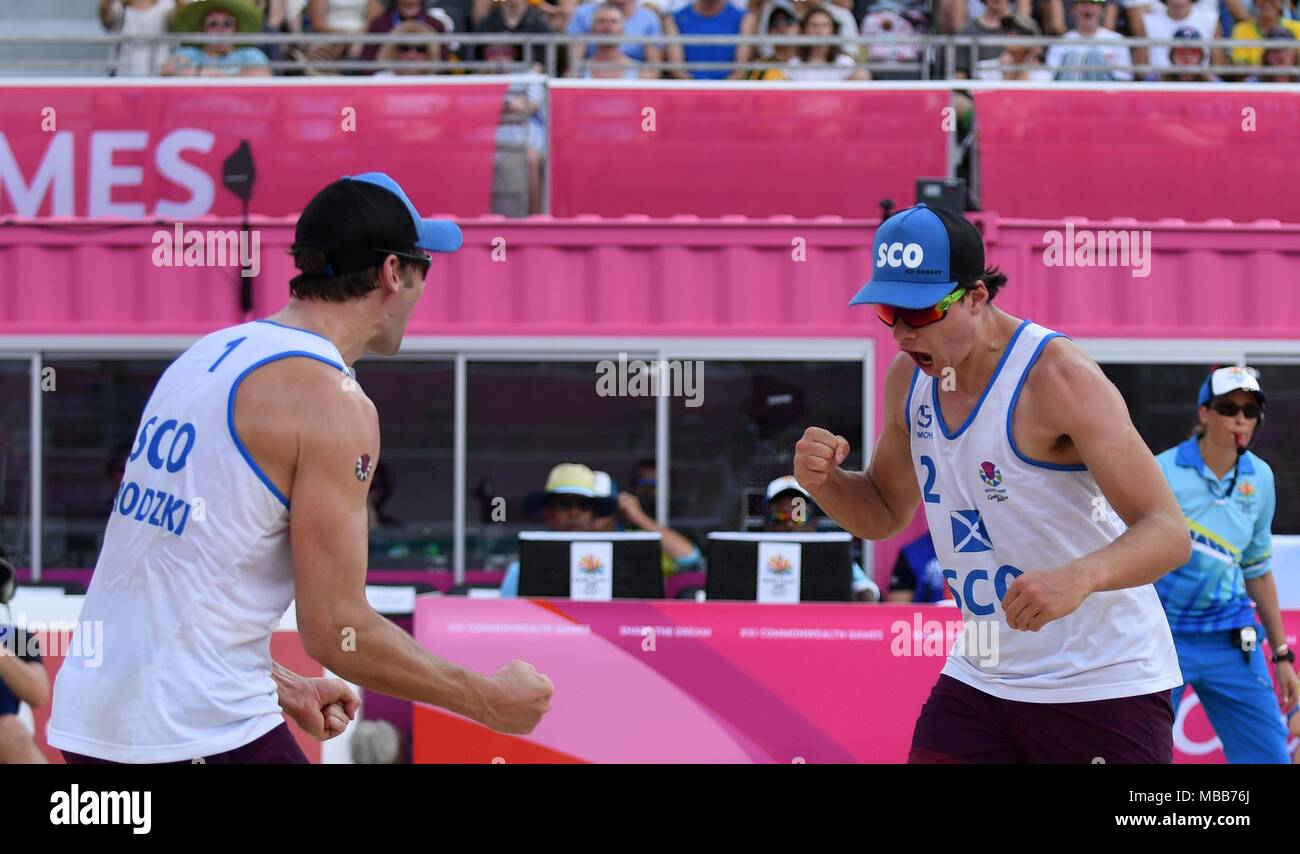 Queensland, Australia. 10th Apr, 2018. Robin Miedzybrodzki (SCO, left ...