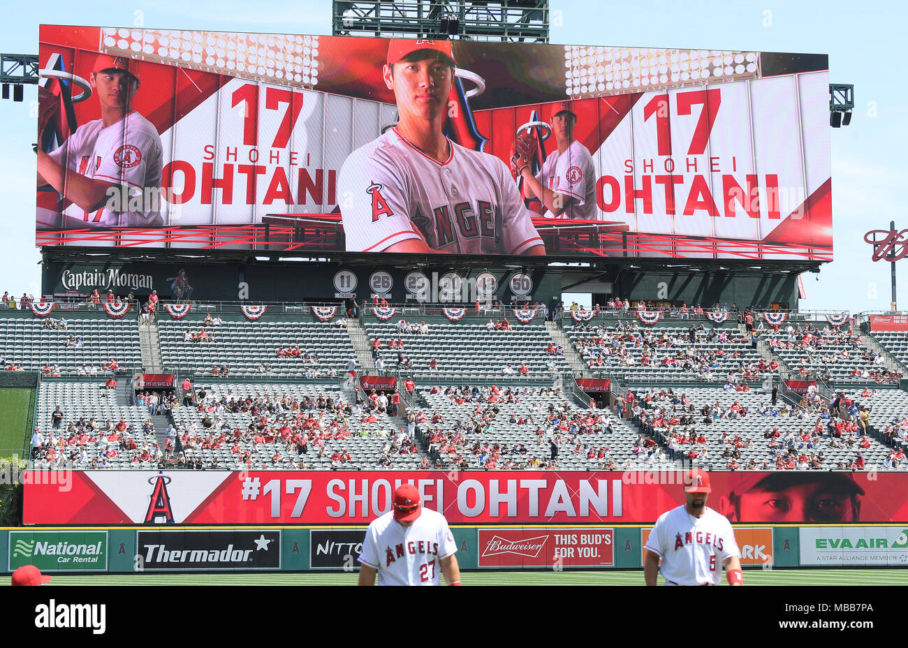 Athletics Stadium Screen High Resolution Stock Photography and Images ...