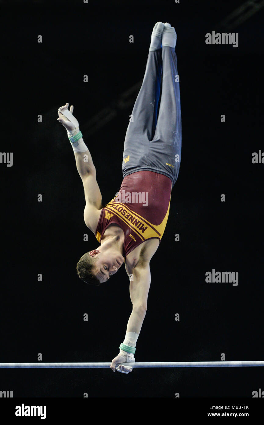 Ann Arbor, Michigan, USA. 6th Apr, 2018. Minnesota Golden Gopher ...