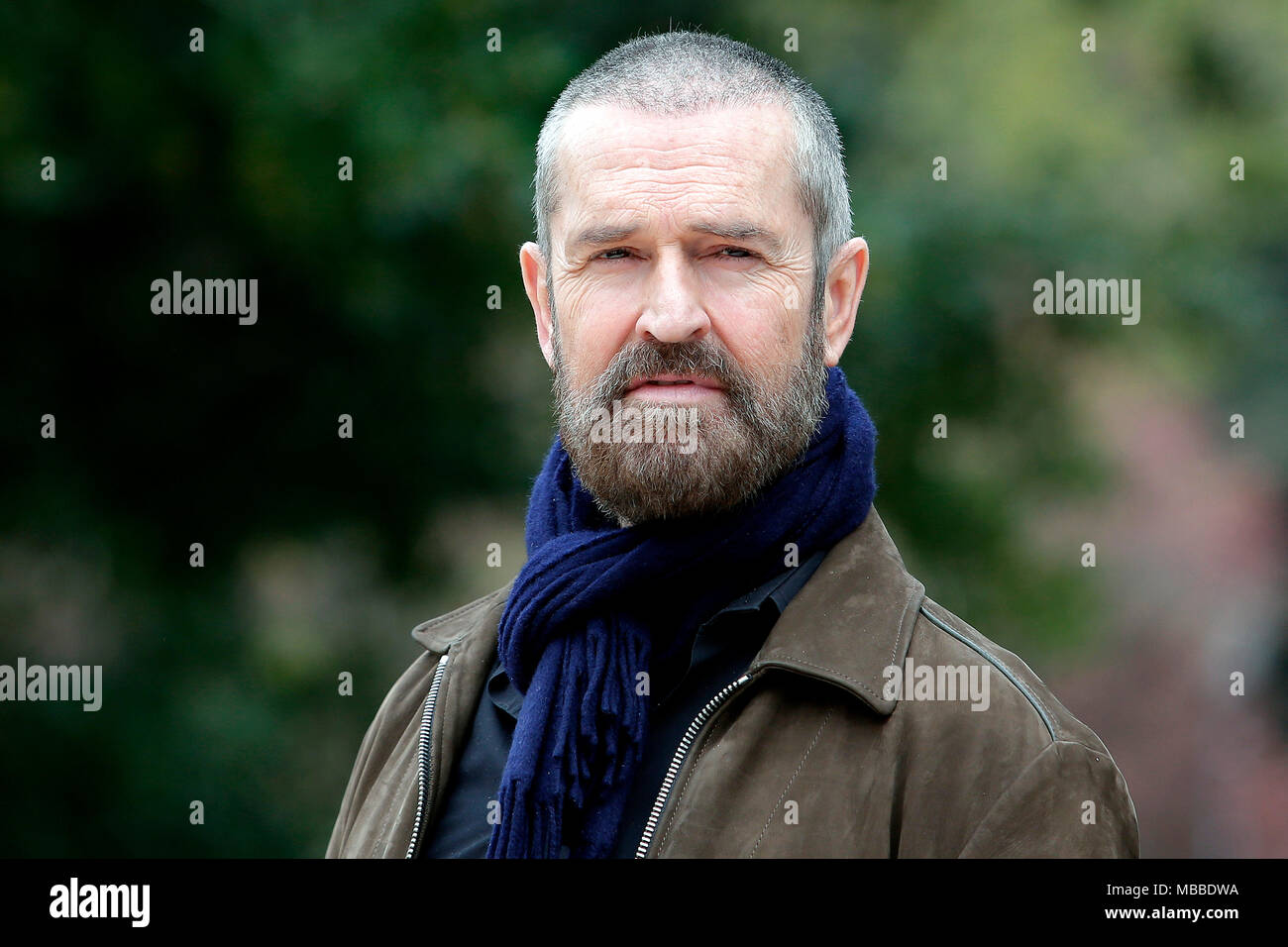 The happy prince oscar wilde rupert hi-res stock photography and images ...