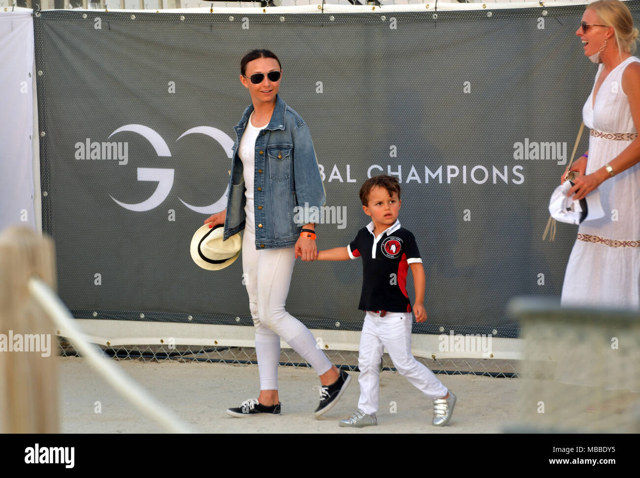 Emma and georgina bloomberg hi-res stock photography and images - Alamy