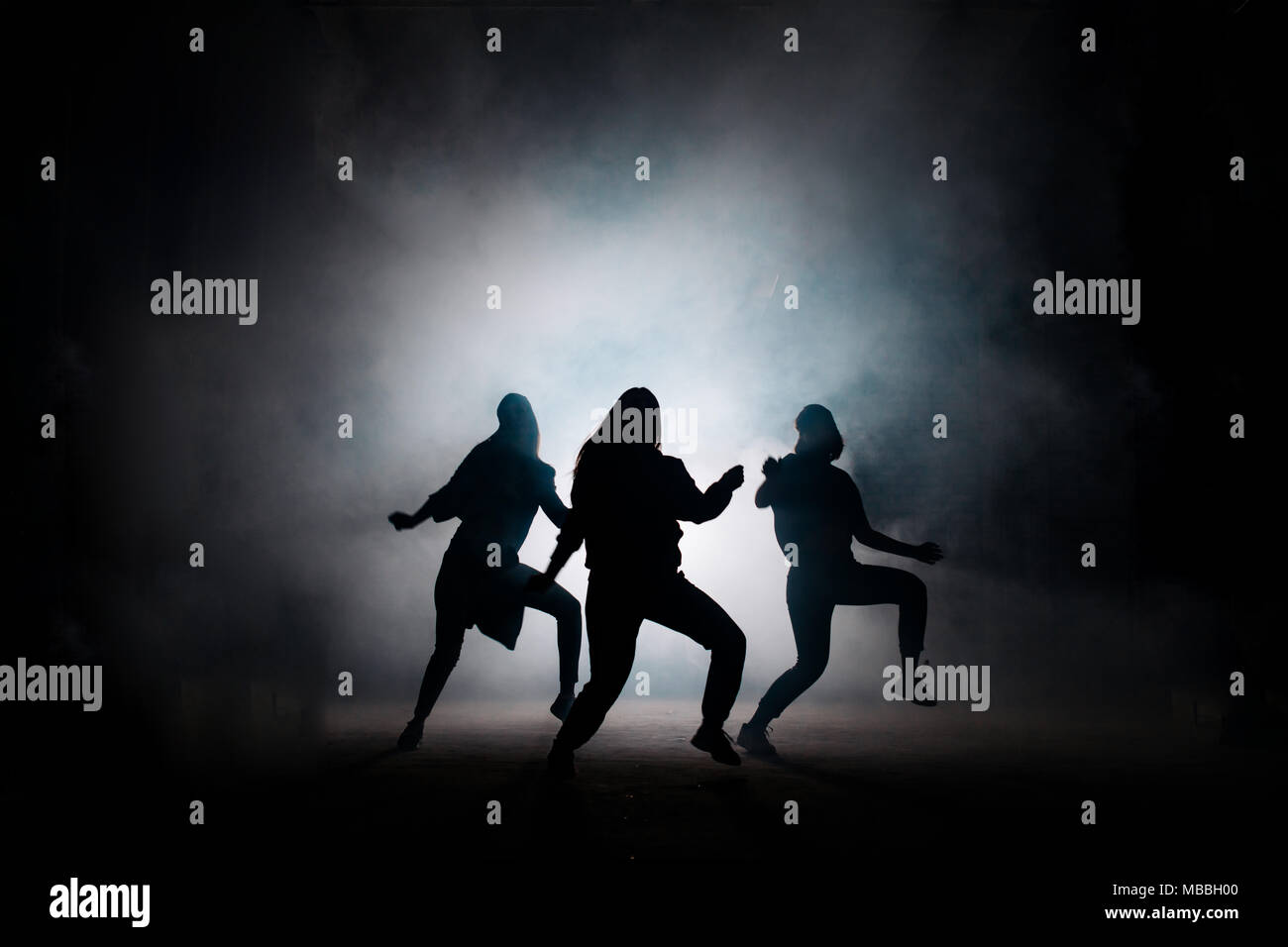 group of girls dancing at night club Stock Photo - Alamy