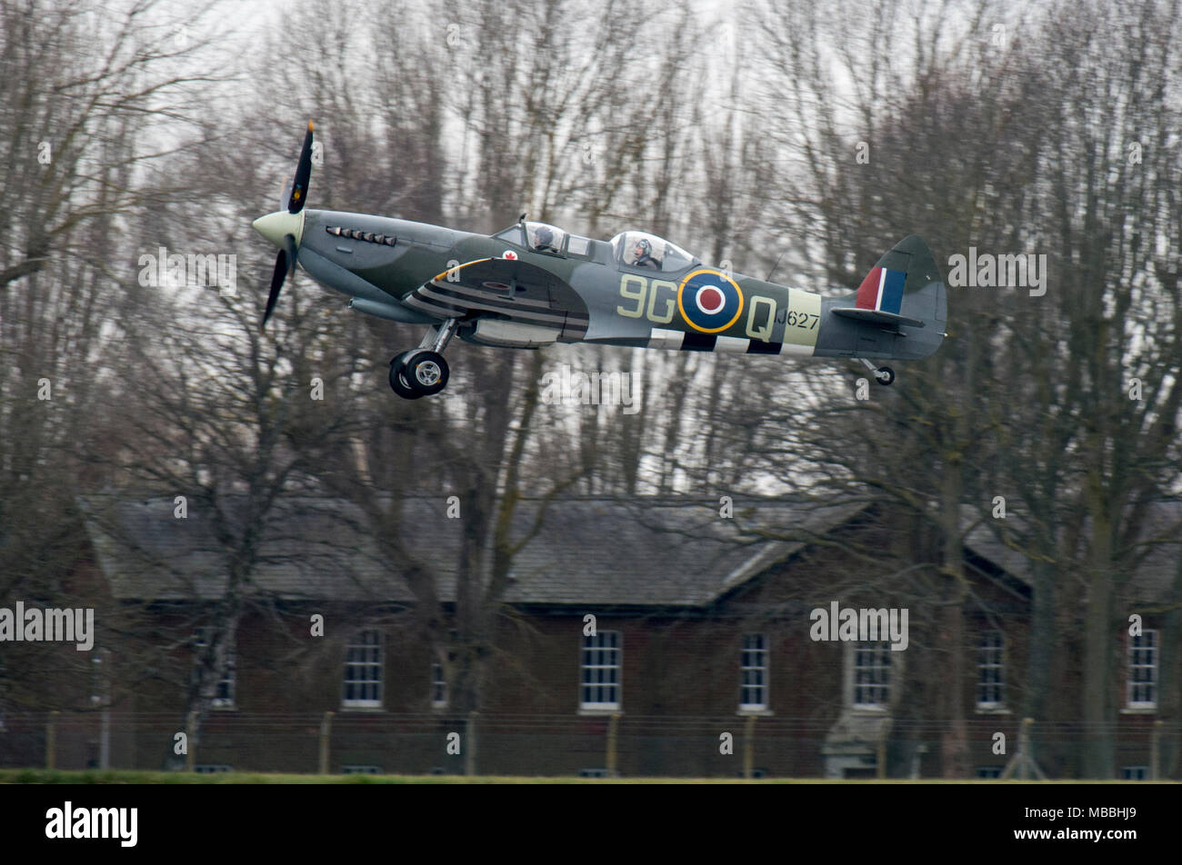 Former World War 11 Squadron Leader 96 year Allan Scott DFM takes to ...