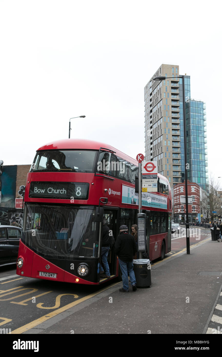 London number 8 bus hi-res stock photography and images - Alamy
