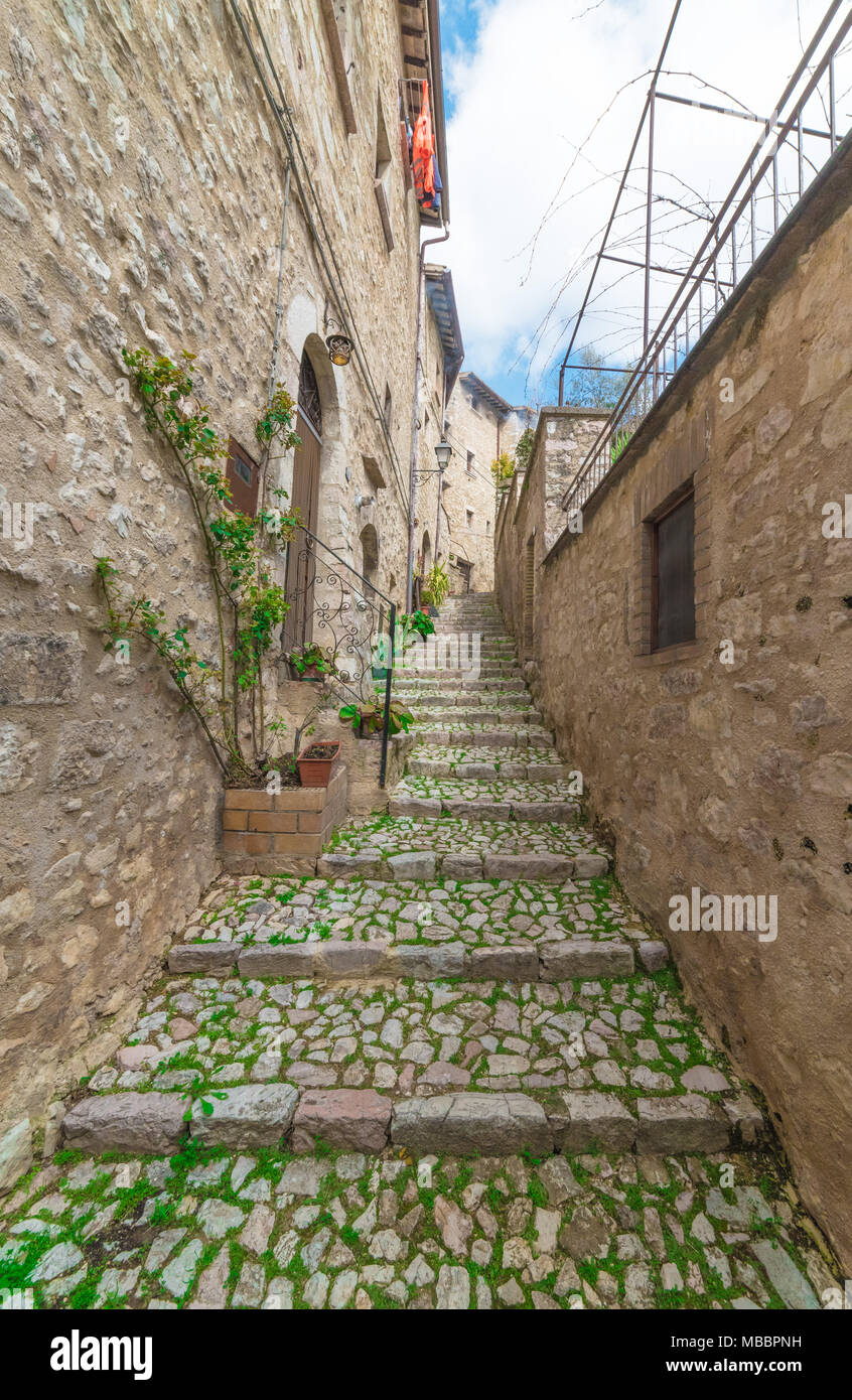 Vallo di Nera (Italy) - A very little and awesome medieval hill town in ...