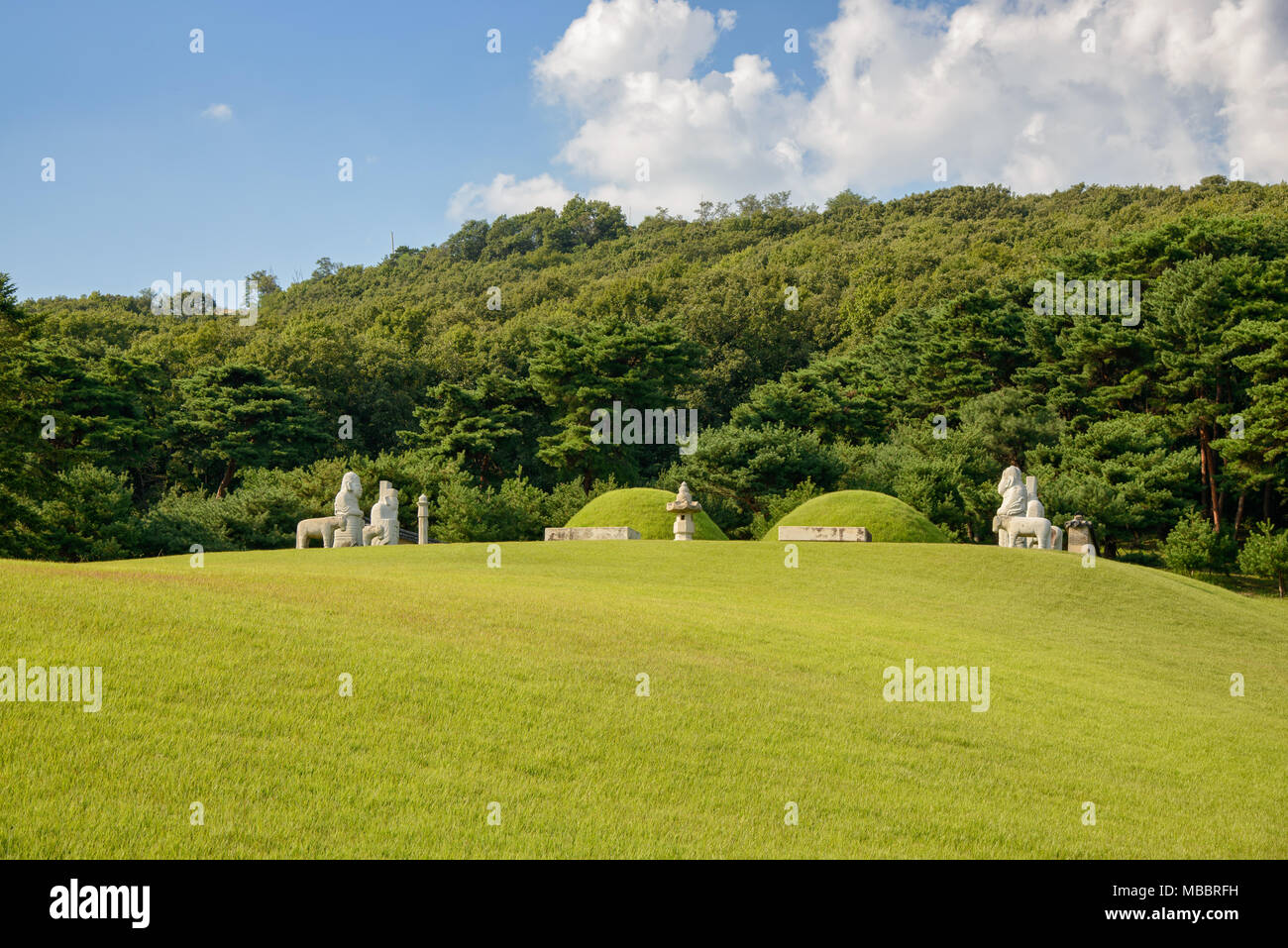 GIMPO, KOREA - SEPTEMBER 13, 2014: View of Jangneung, the tumb of King ...