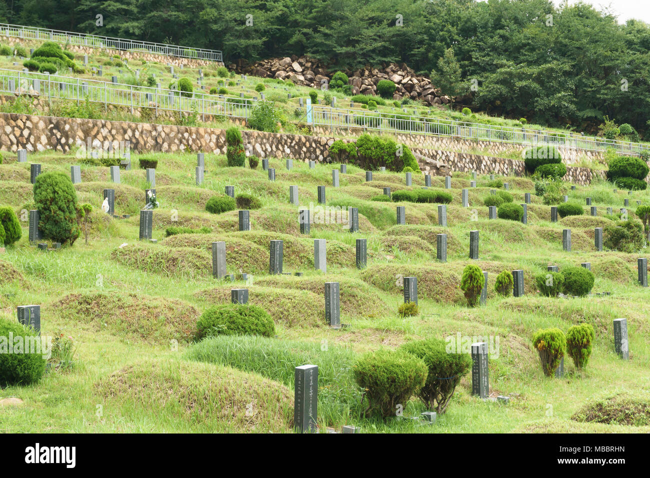 Korean burial mound hi-res stock photography and images - Alamy
