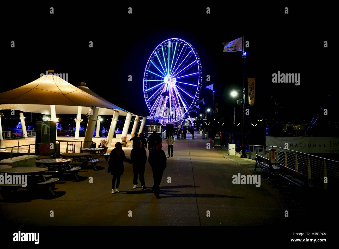 National harbor ferris wheel hi-res stock photography and images - Alamy