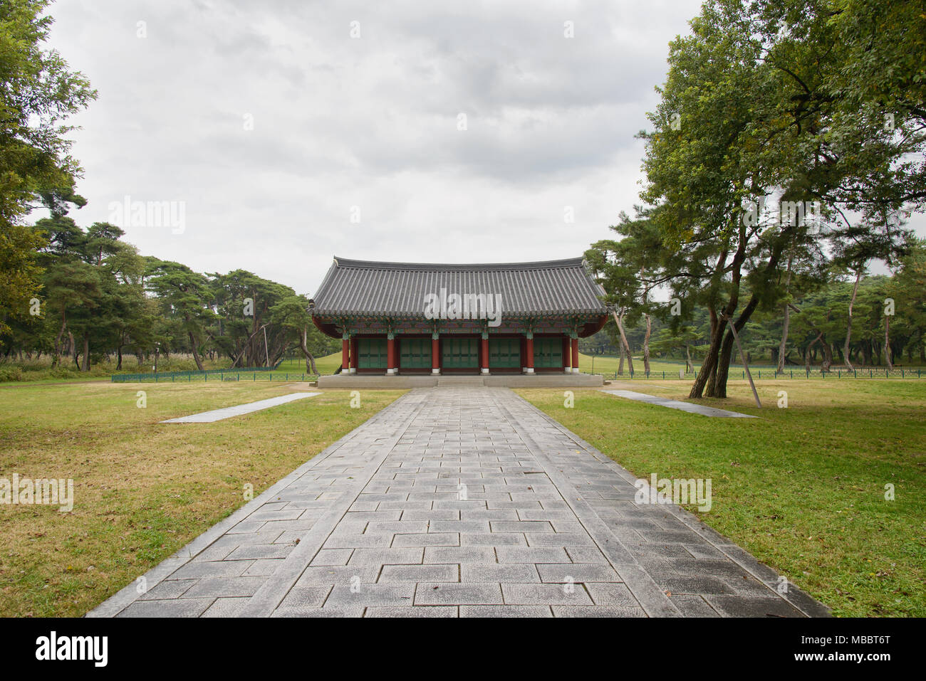 Silla dynasty tombs hi-res stock photography and images - Alamy