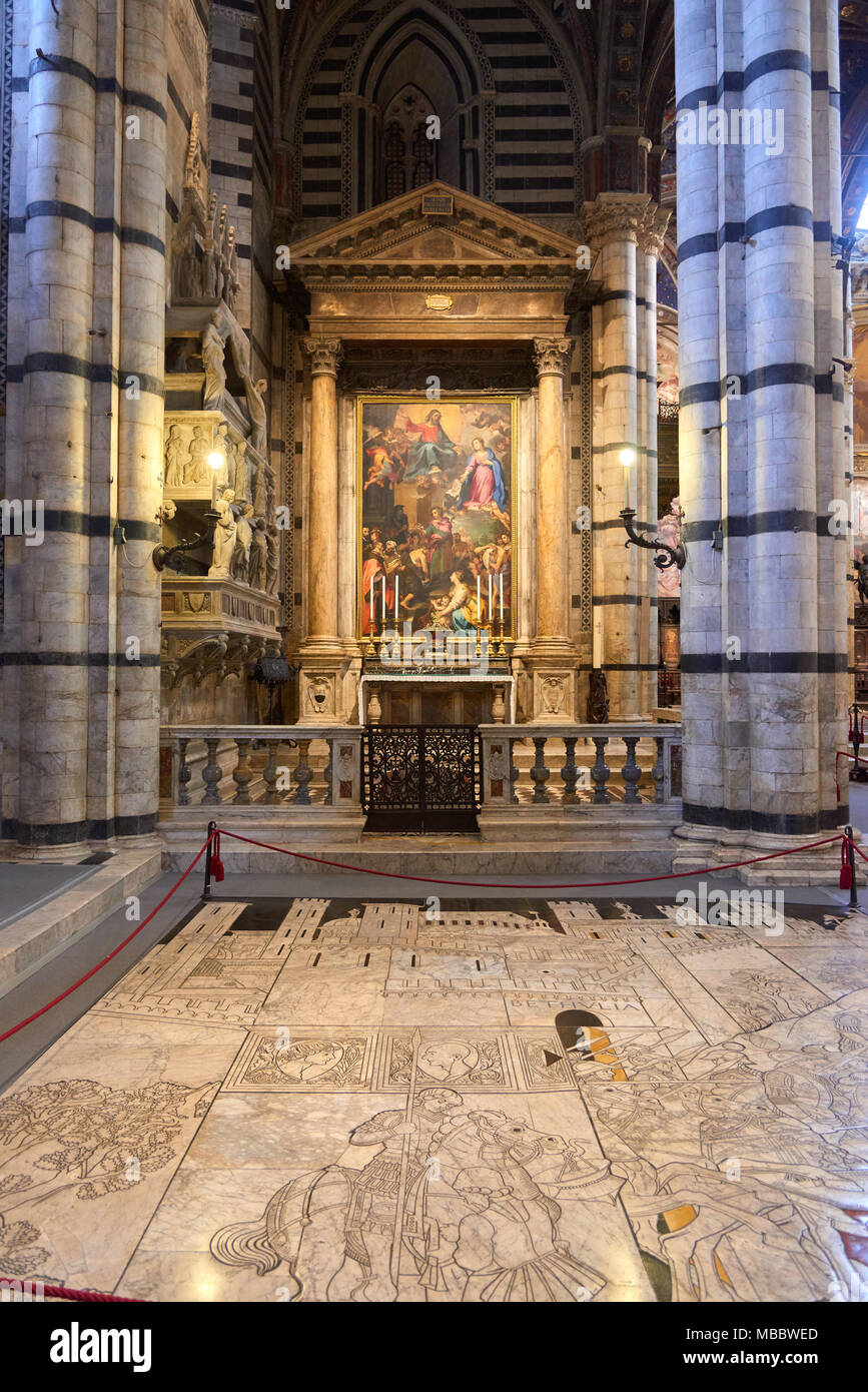 Siena, Italy - Febuary 16, 2016: interior of Duomo di Siena (Santa ...
