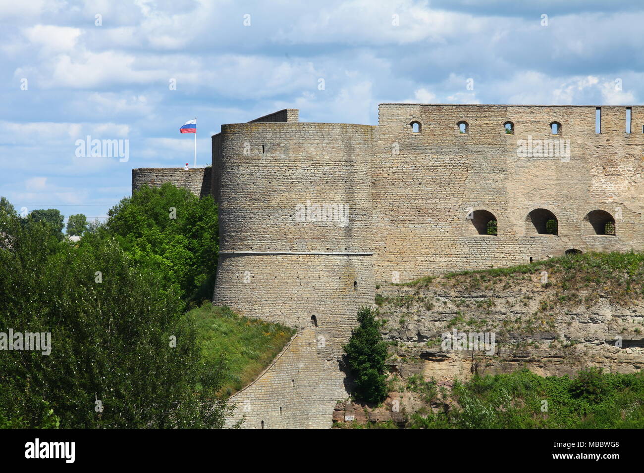 Ivangorod fortress border russia tower hi-res stock photography and ...