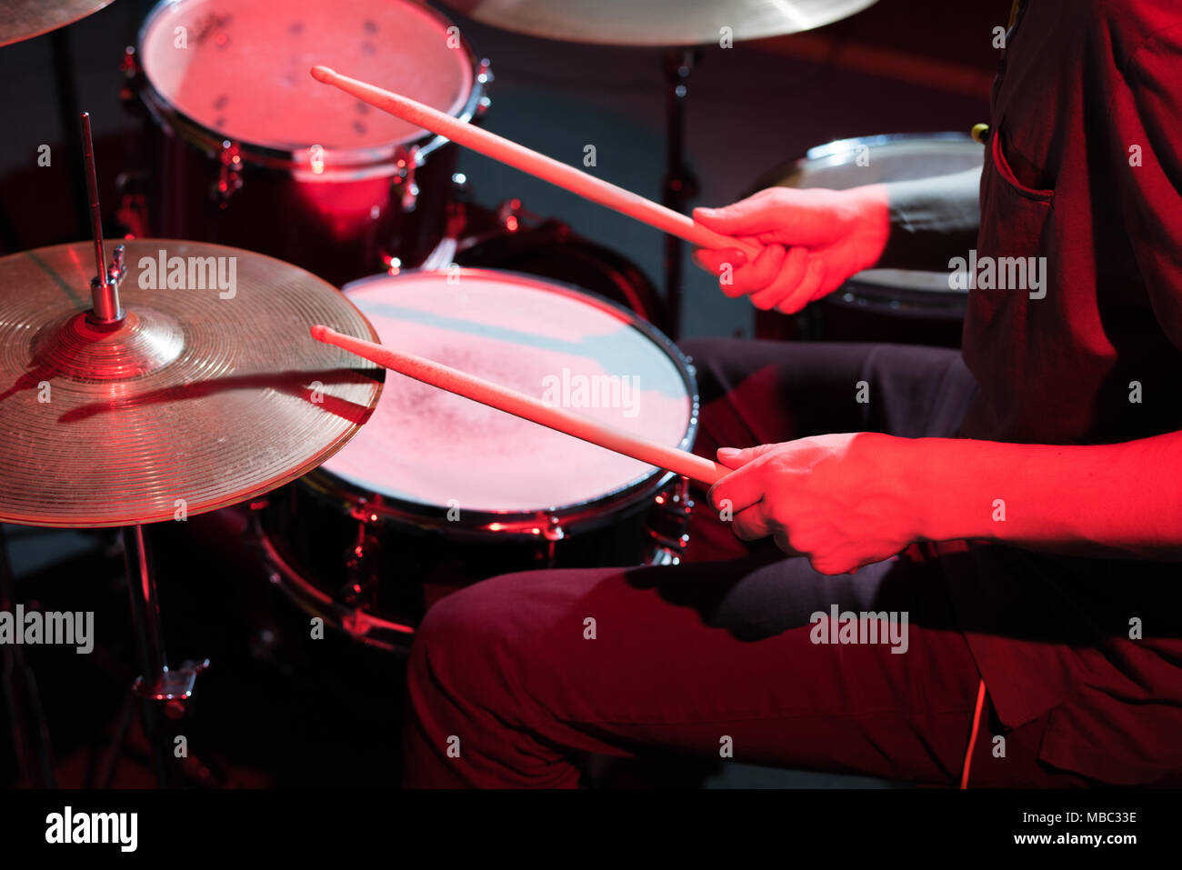 Drums playing closeup hi-res stock photography and images - Alamy