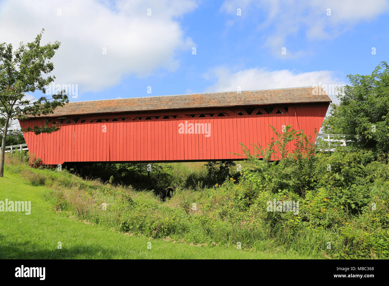 Side view of the bridge hi-res stock photography and images - Alamy