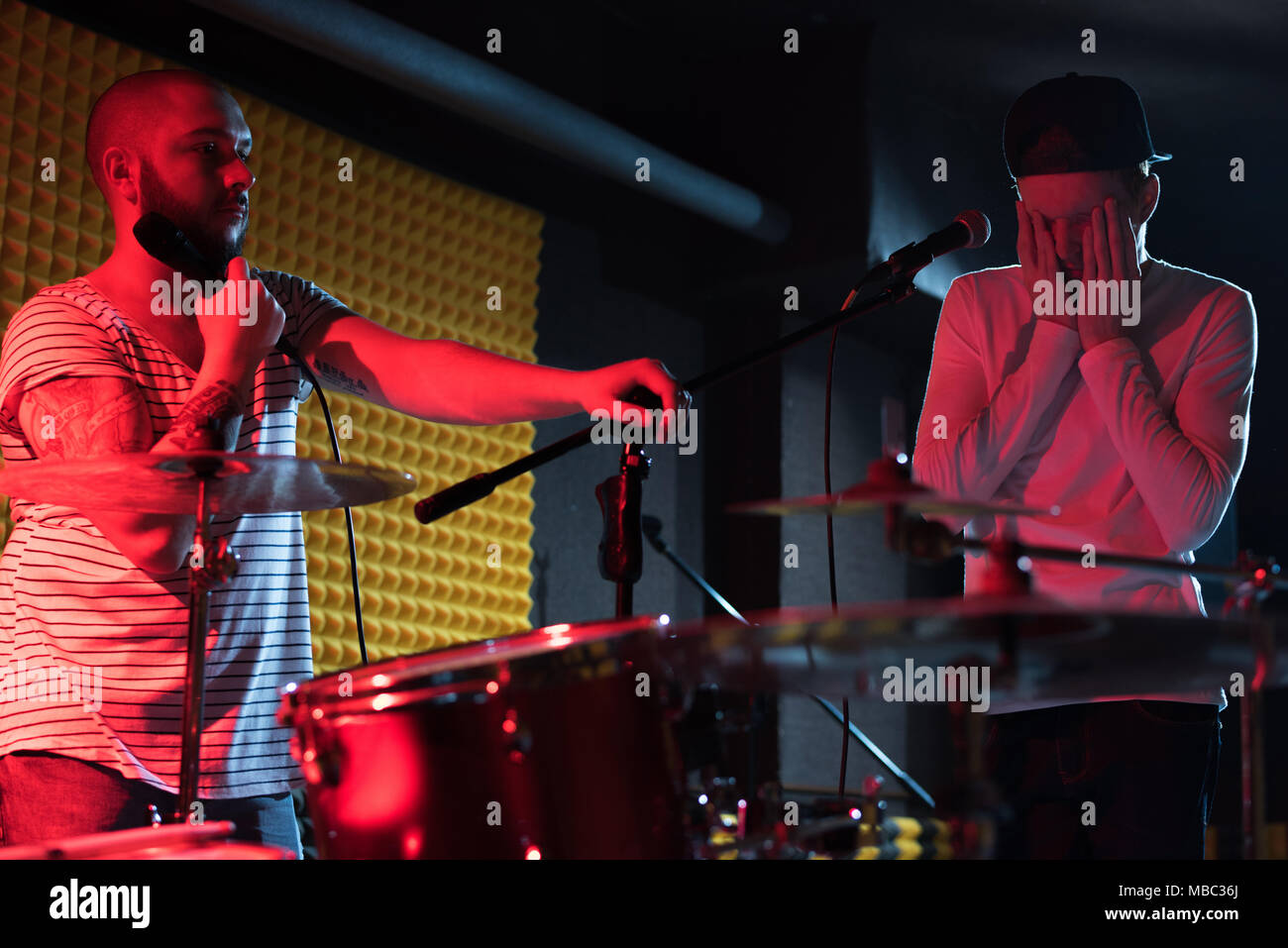 Young musicians group hi-res stock photography and images - Alamy