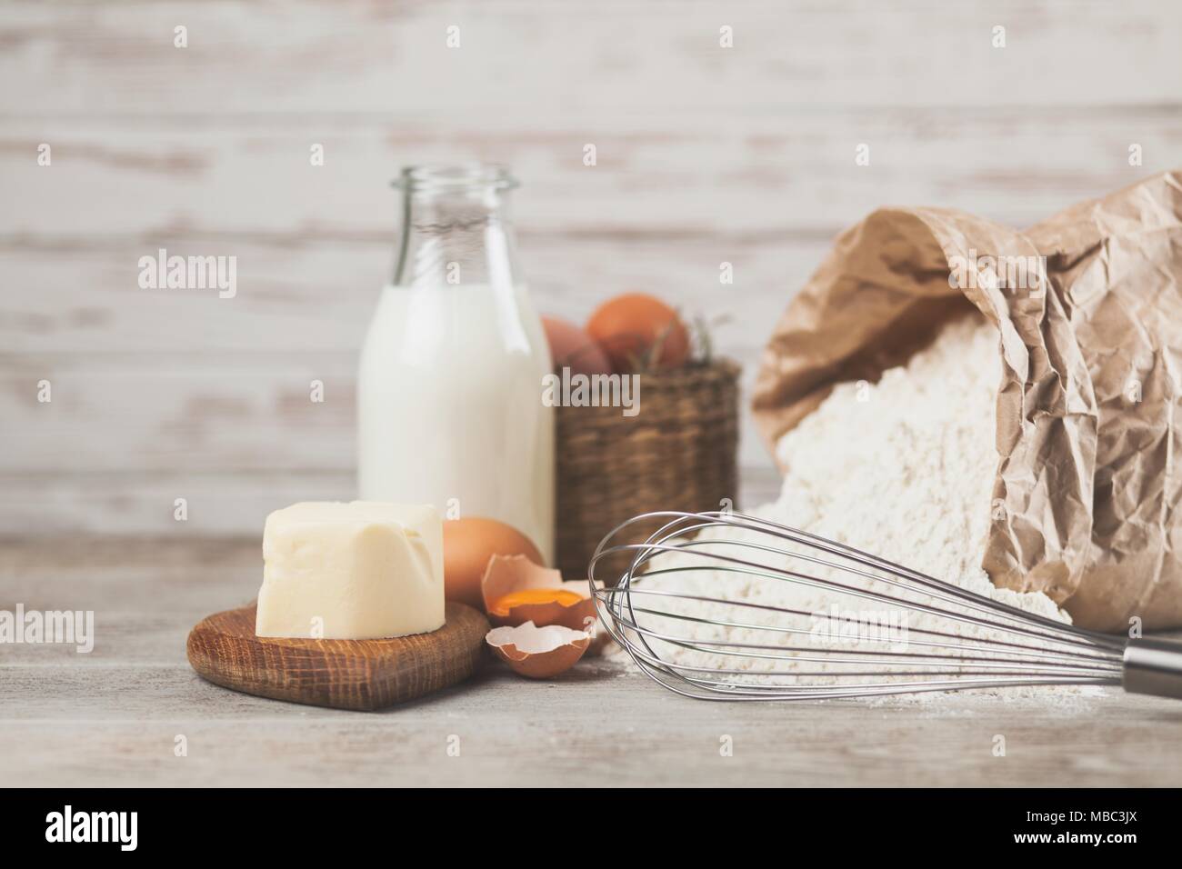 Basic baking ingredients Stock Photo - Alamy
