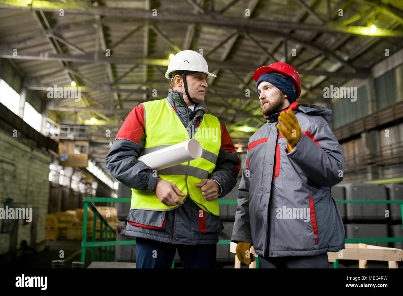 Engineers at Modern Plant Stock Photo - Alamy