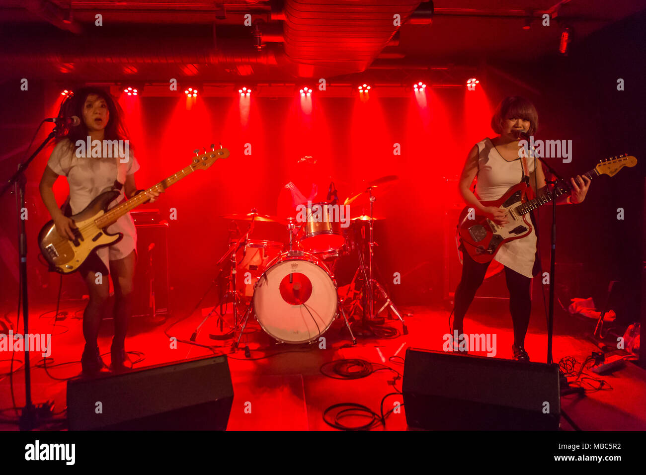 The Japanese Girl-Punk rock band TsuShiMaMiRe live and exclusively for ...