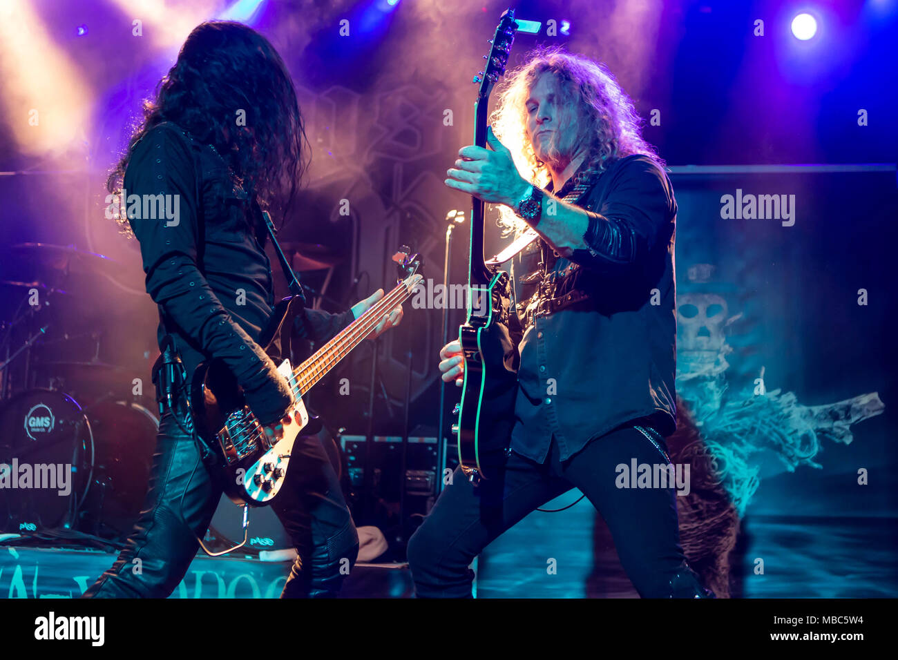 Bassist scott hi-res stock photography and images - Alamy