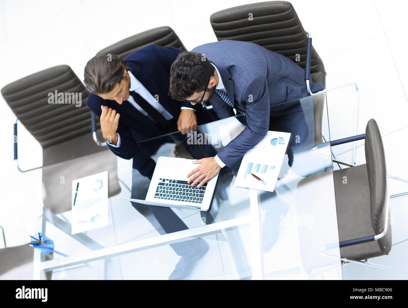 successful employees discussing important issues Stock Photo - Alamy