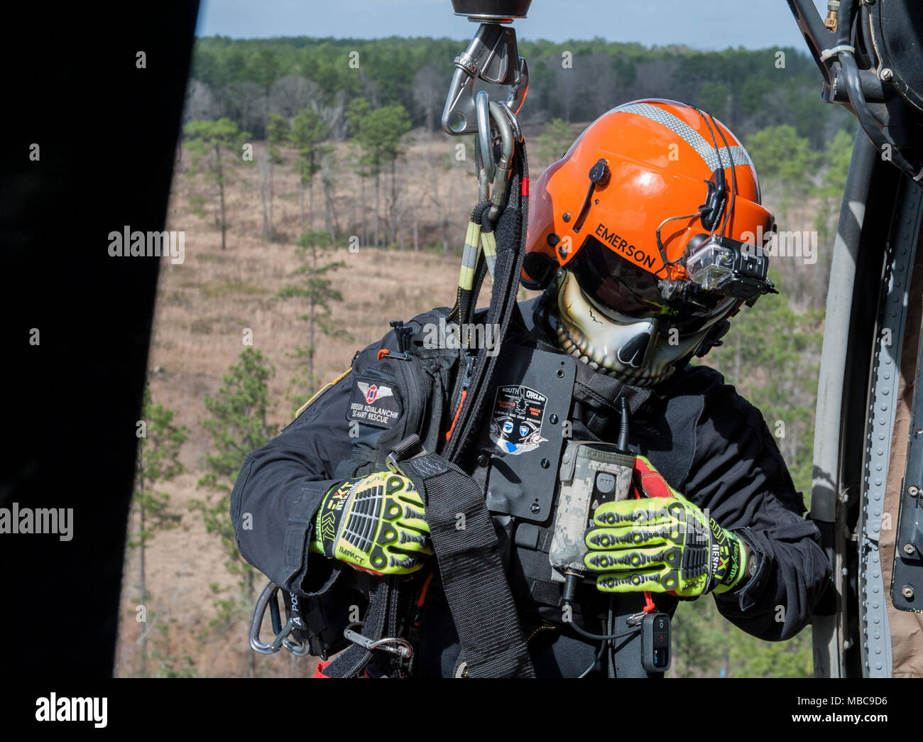 Helicopter aquatic rescue team hi-res stock photography and images - Alamy