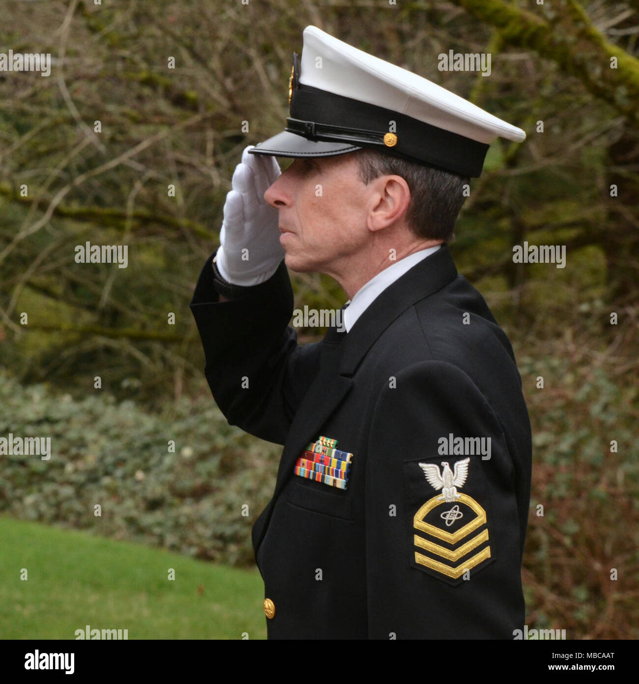U.S. Navy Electronics Technician Chief Petty Officer James Cameron ...