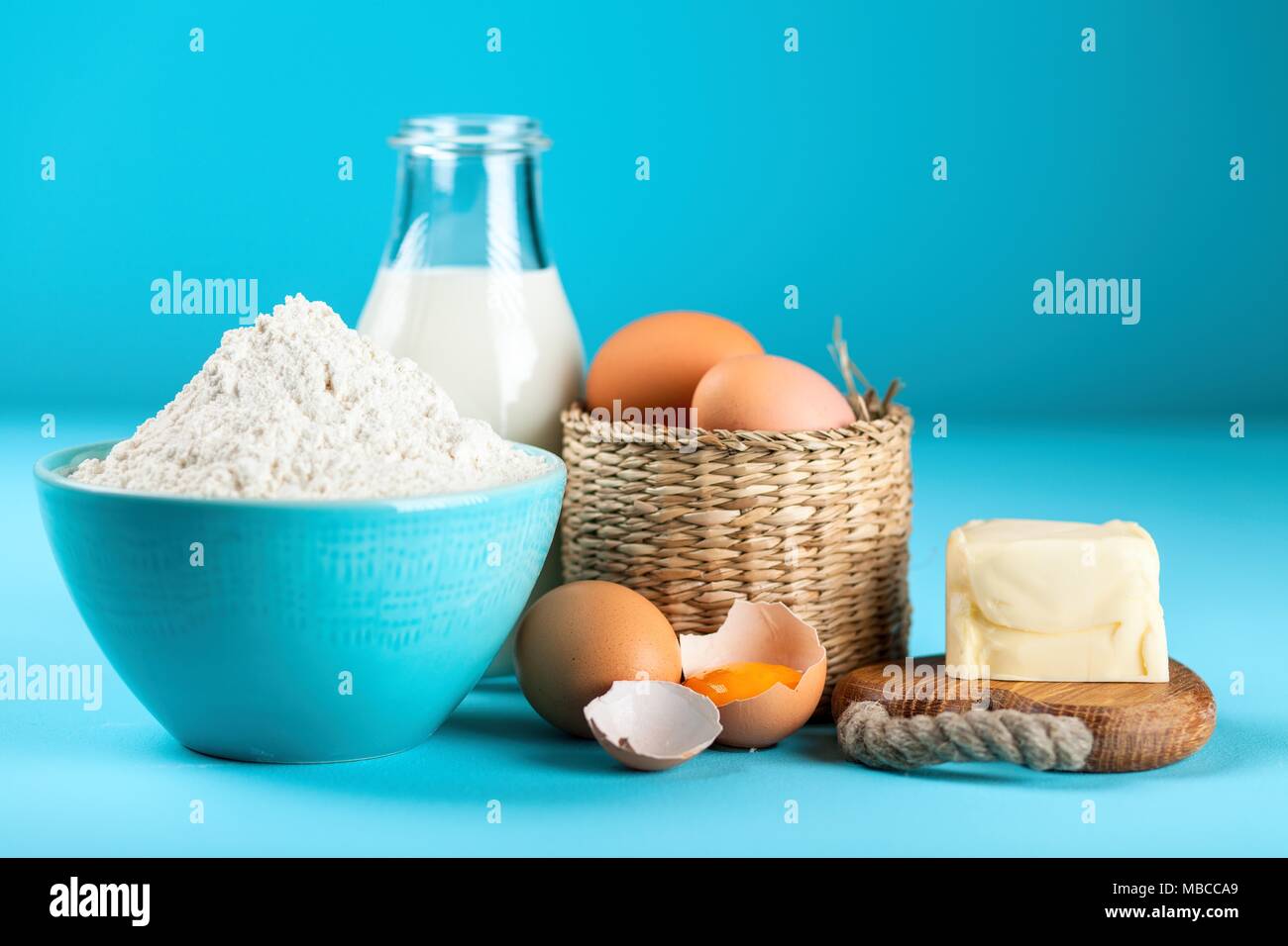 Basic baking ingredients Stock Photo - Alamy