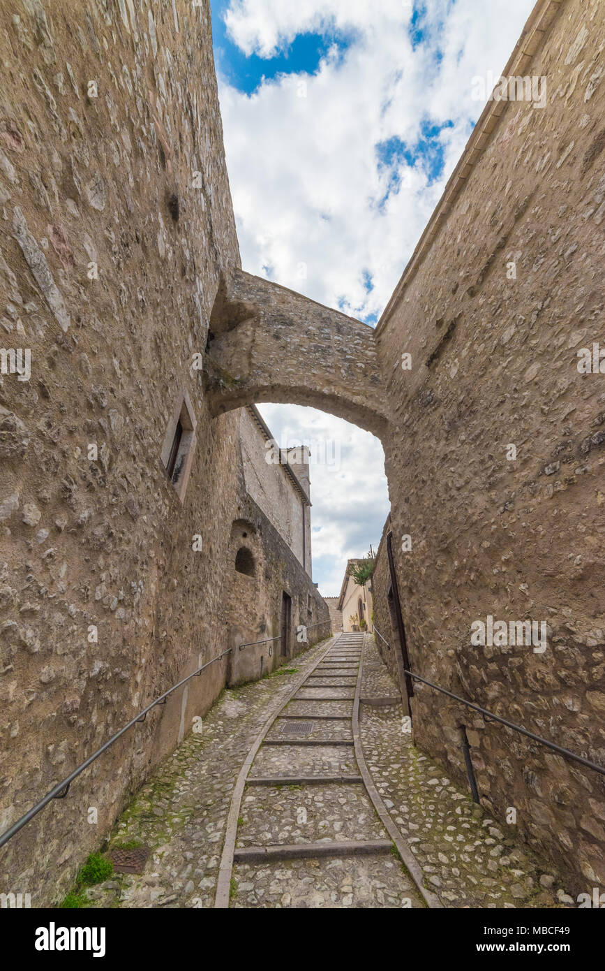 Vallo di Nera (Italy) - A very little and awesome medieval hill town in ...