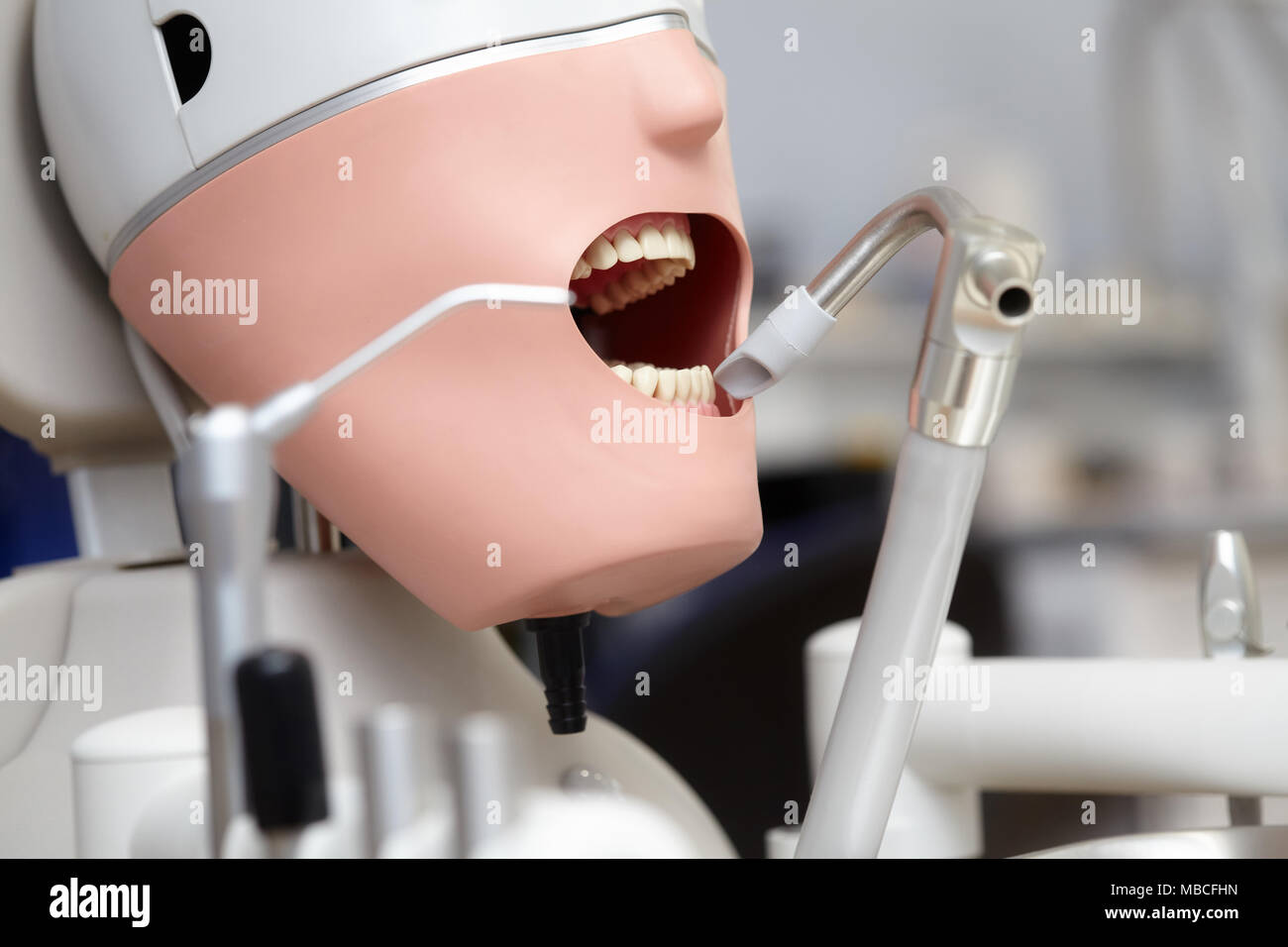 Dental training hi-res stock photography and images - Alamy