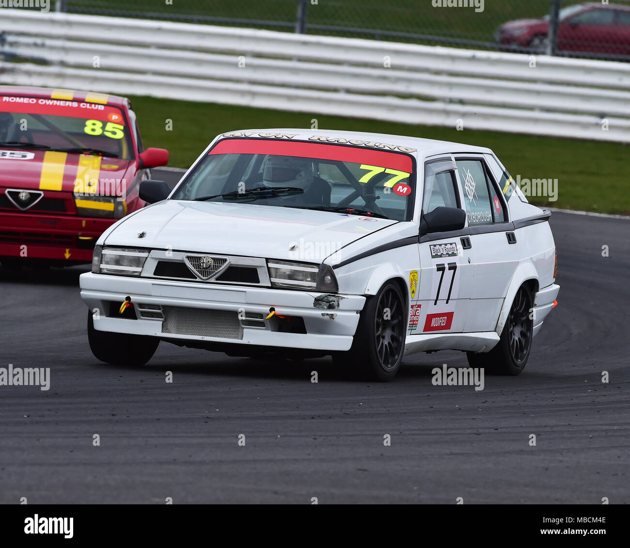 Alfa romeo 75 hi-res stock photography and images - Alamy