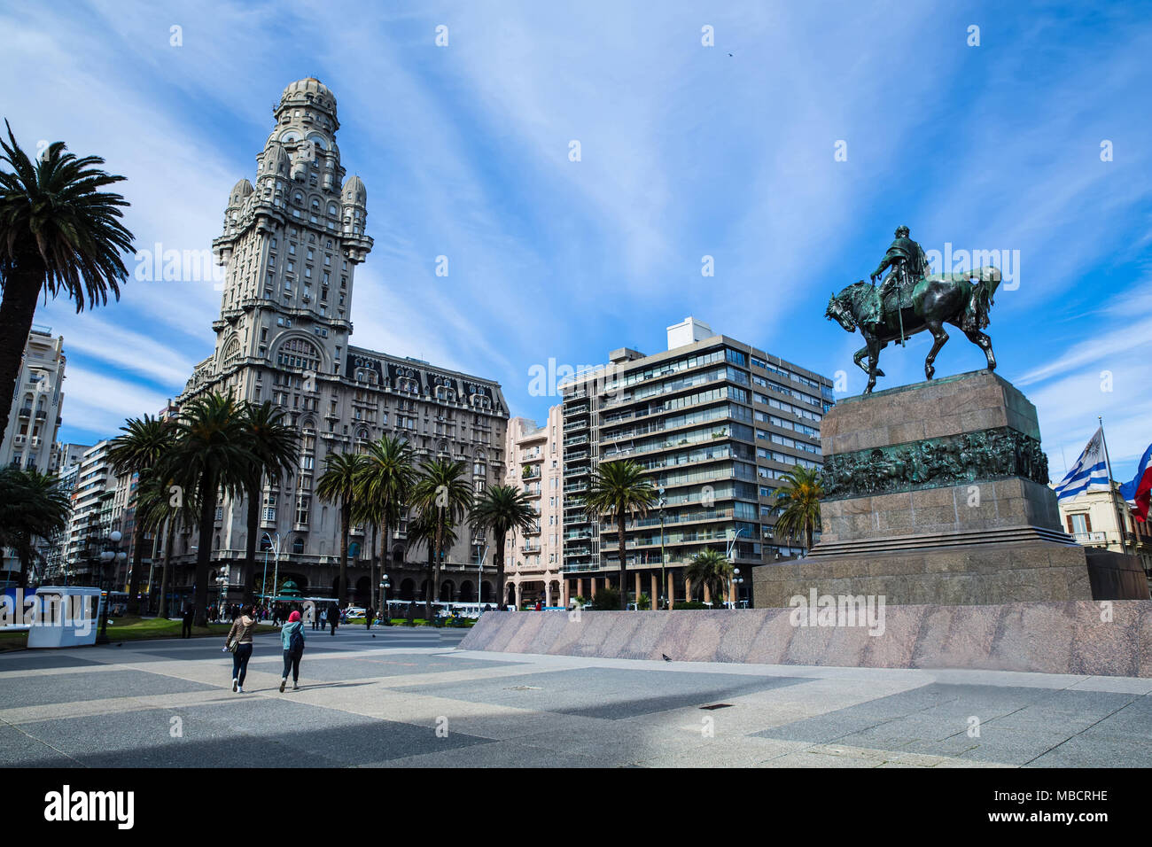Monument of the grave of General Artigas on the Plaza Independencia ...