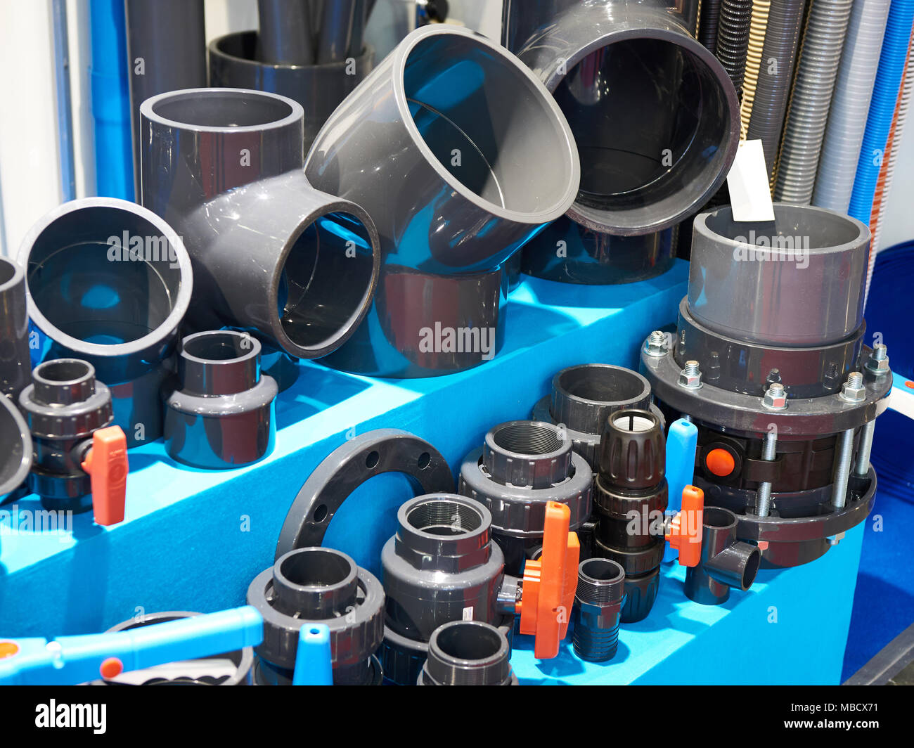 Plumber fitting plastic pipe hi-res stock photography and images - Alamy