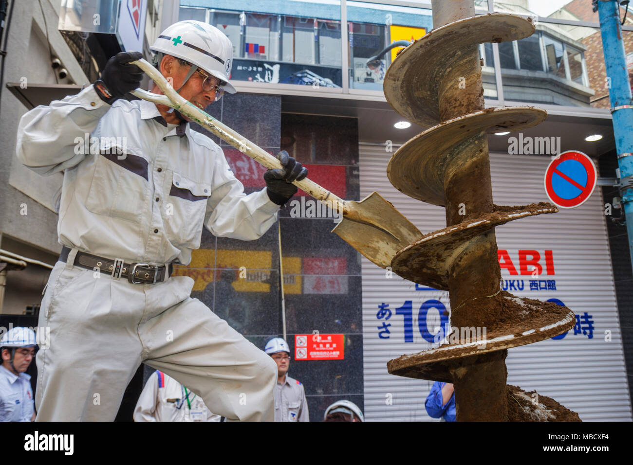 Construction Worker Hard Hat Ethnic Stock Photos & Construction Worker ...