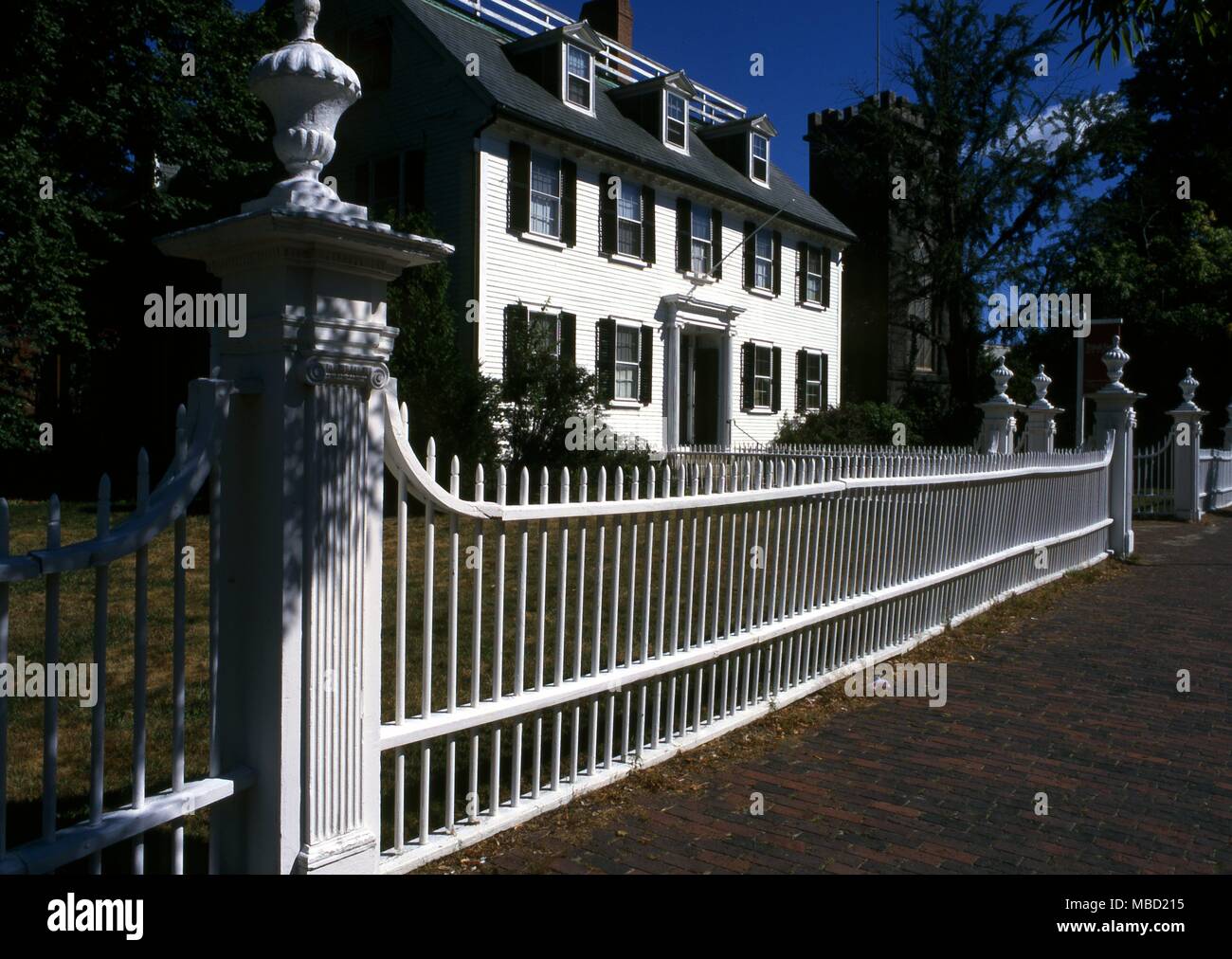 Old salem church hi-res stock photography and images - Alamy